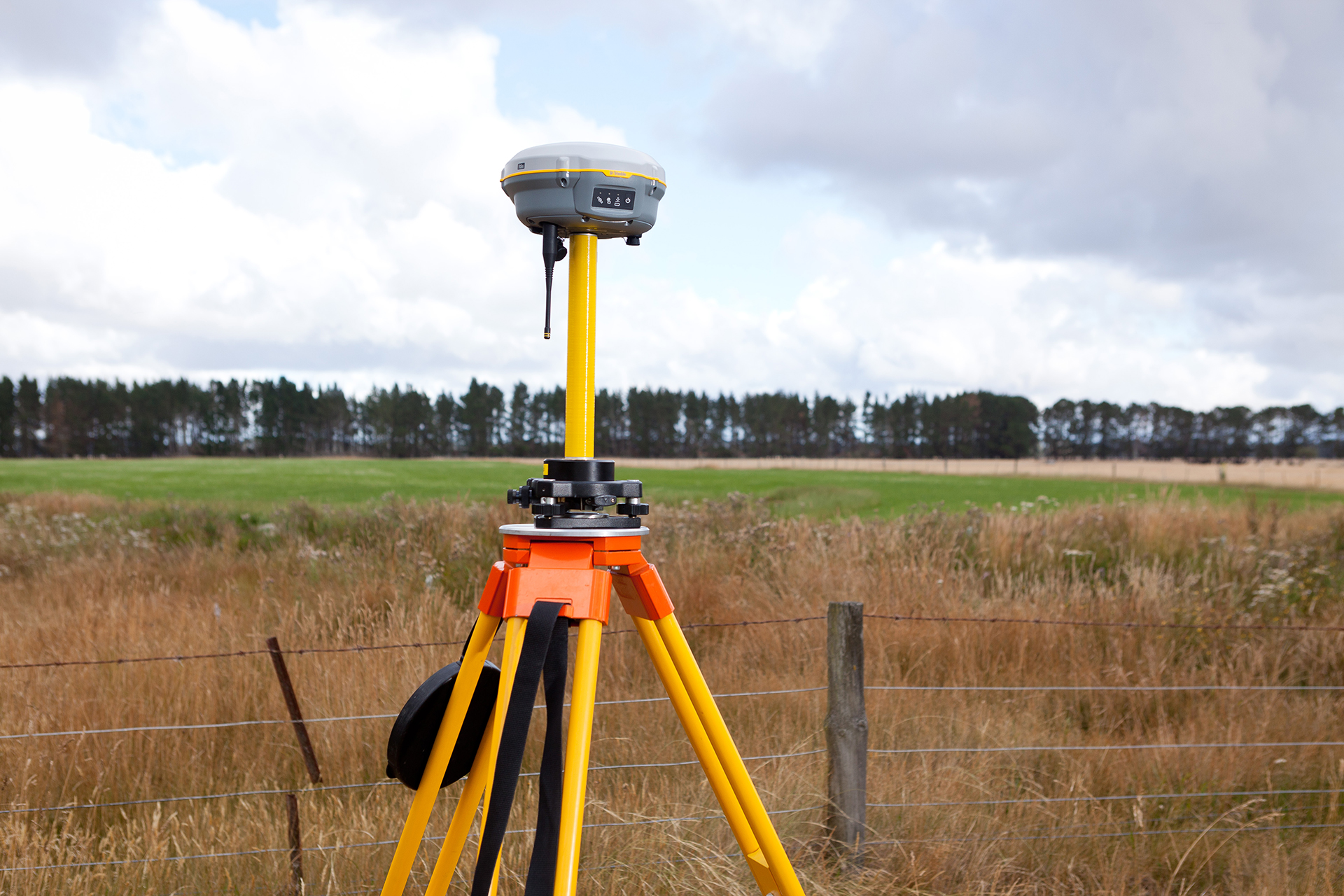 Trimble R8s GNSS Alıcı | Graftek